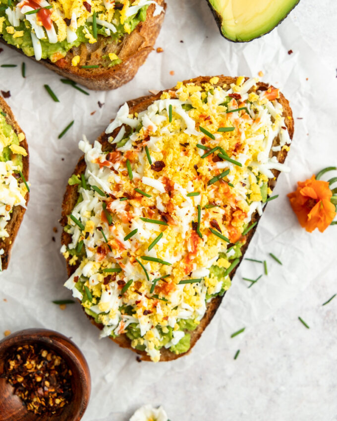 Grated Egg & Avocado Toast - Peanut Butter and Fitness