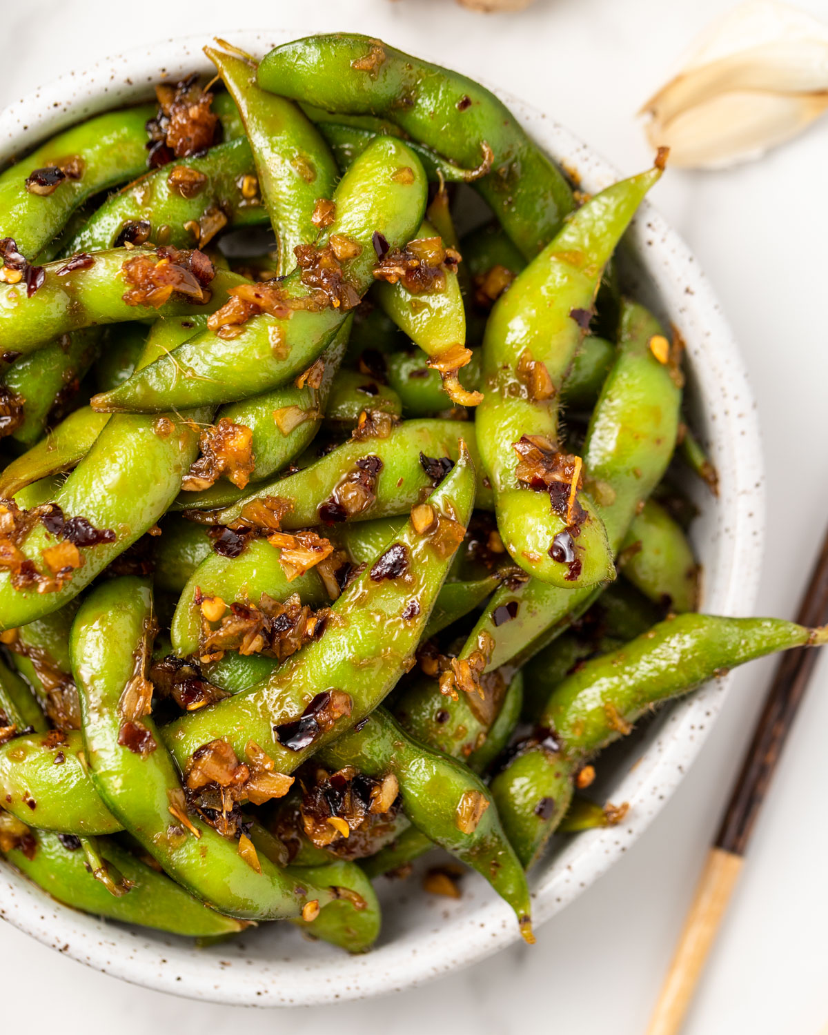Sweet & Spicy Garlic Edamame - Peanut Butter and Fitness