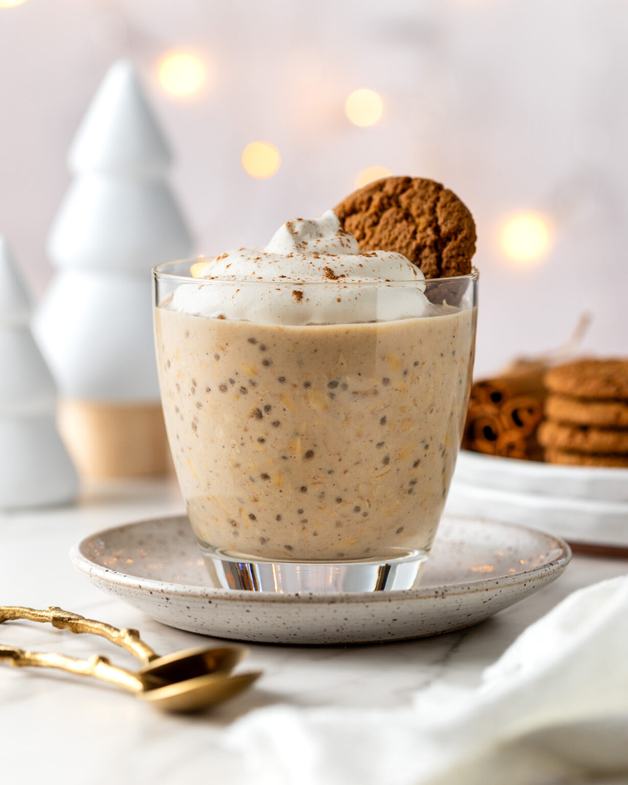 Gingerbread Protein Overnight Oats - Peanut Butter and Fitness